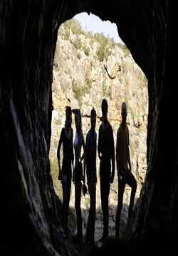 스페인 공포영화 동굴 La cueva , In Darkness We Fall , 2014 ,스릴있는공포영화 추천 : 네이버 블로그