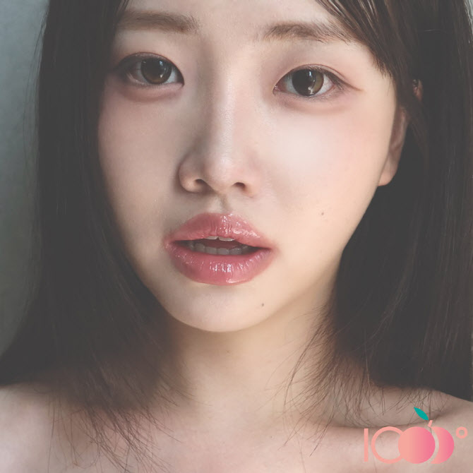 Singer-songwriter Cheondo (1000°) made a dazzling comeback on the 29th ...