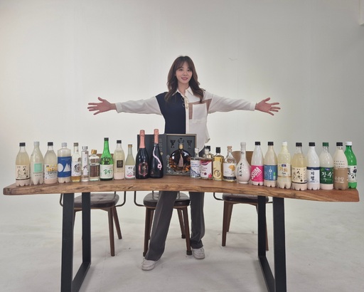 Kim MinAh's New Challenge: Obtaining a Traditional Liquor Sommelier ...