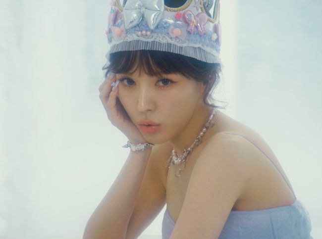 Red Velvet Wendy has made a striking solo comeback with her enhanced vocal skills - Kpopmap