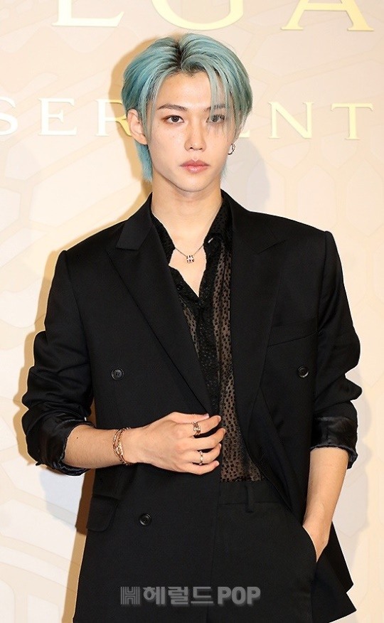 Stray Kids' Felix Apologizes for Consuming Coca-Cola - Discover Latest ...