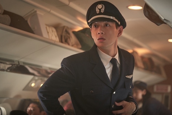 Moon YooKang Confirmed to Appear as Air Marshal in Movie 'Hijacking ...