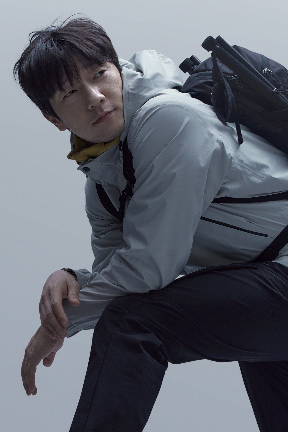 Son SukKu's natural charm shines in the newly released outdoor ...