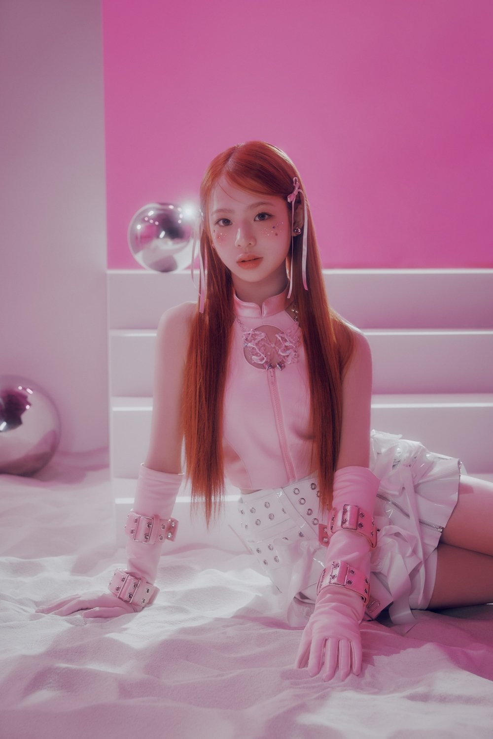 Lim SeoWon of UNIS is set to captivate the stage with 'Limousine ...