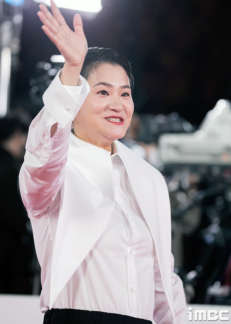 K-Pop Star Celeb Five Kim ShinYoung's Unexpected Absence Explained ...