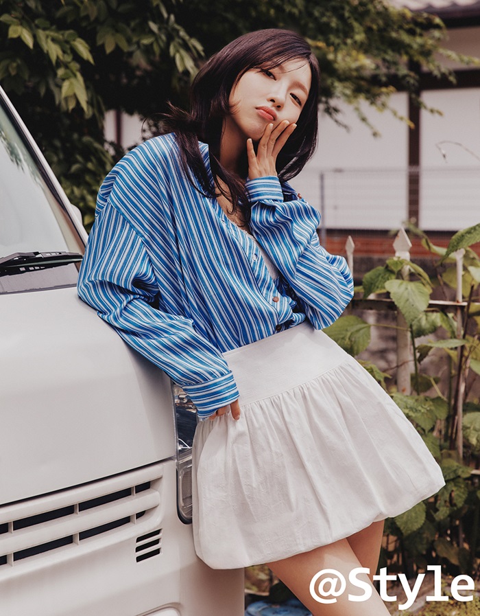 Joo HyunYoung Transforms into a 'Photoshoot Goddess,' Teasing Her ...