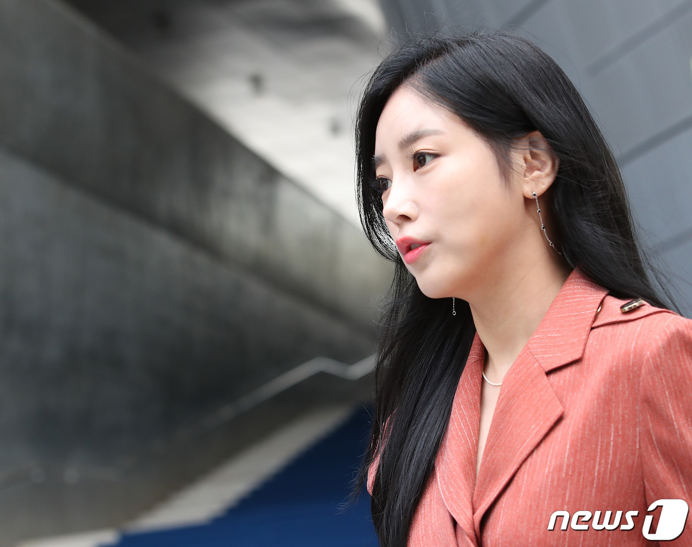 K-Pop Industry Mourns the Loss of Legendary Producer Shinsadong Tiger ...