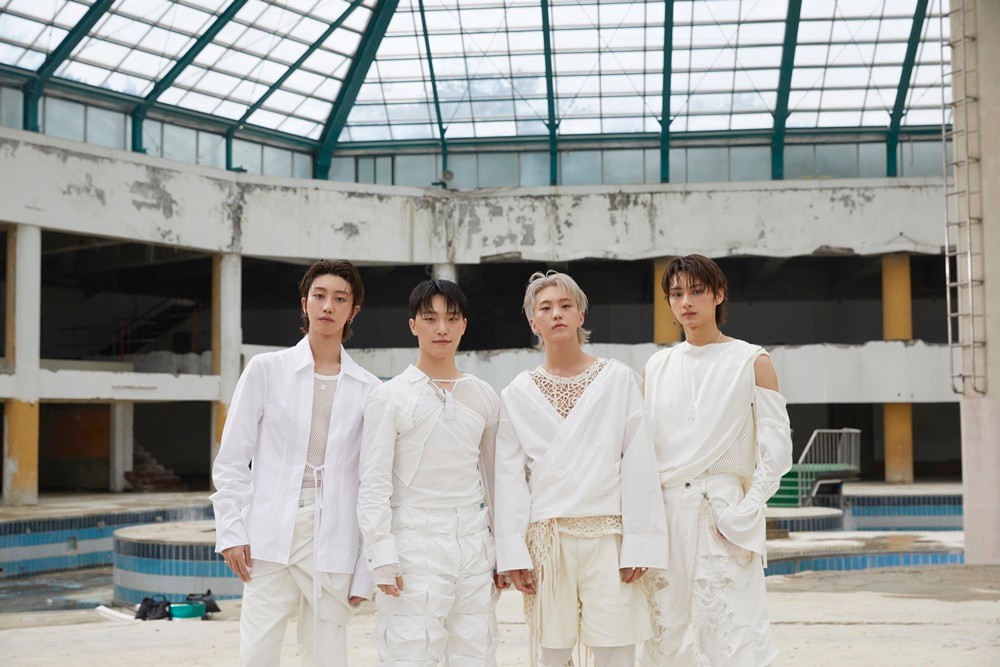 SEVENTEEN's SVT PERFORMANCE Team Unveils New 'Spell' Music Video ...