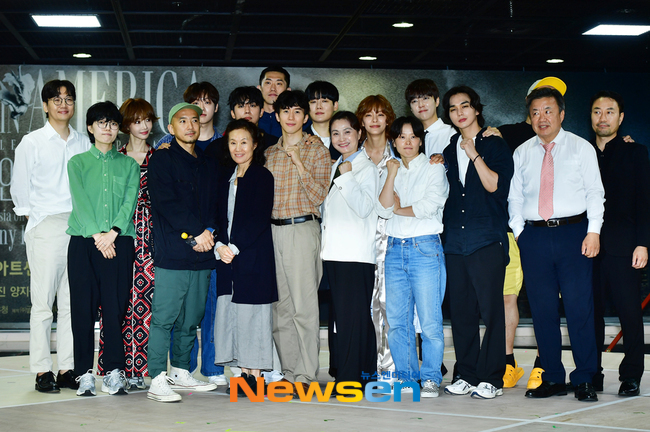 Yoo SeungHo, Son HoJun, Go JunHee to Transform! Starring in the Play 'Angels in America ...